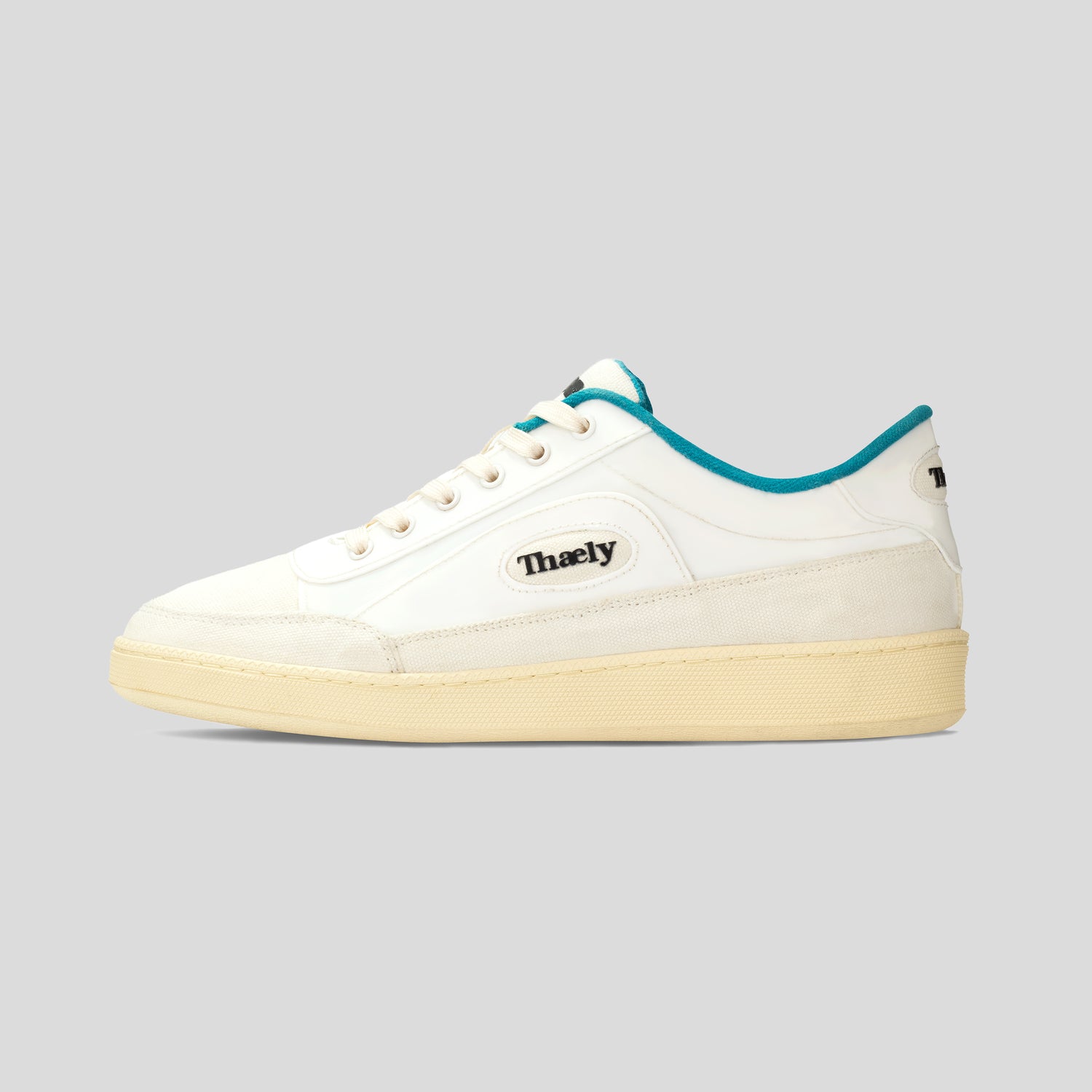 Thaely Sustainable Sneakers